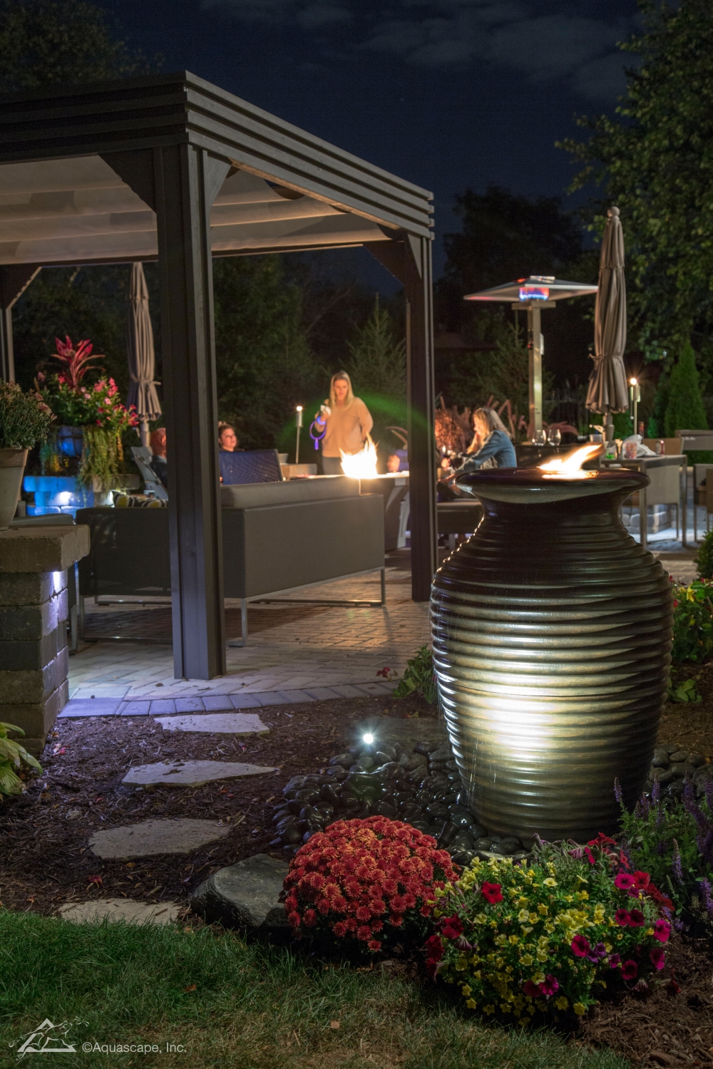 Fire & Water Urns, The Perfect Water Feature Addition - Aquascapes